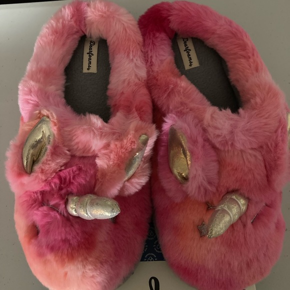 dearfoams | Shoes | Pink Fuzzy Unicorn Slippers By Dearfoams | Poshmark